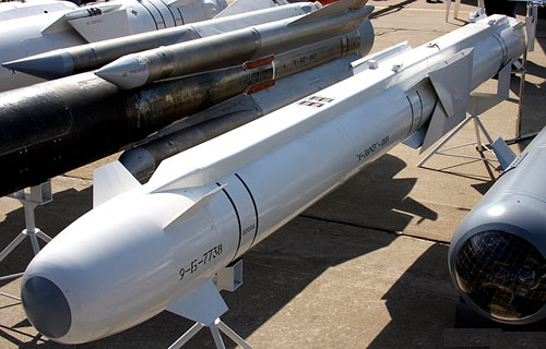 俄Kh-38空地导弹很小很犀利 可装在T-50内置弹舱_新闻台_中国网络电视台